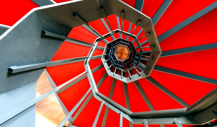 9 top tips to prevent falling and first aid advice if we fall